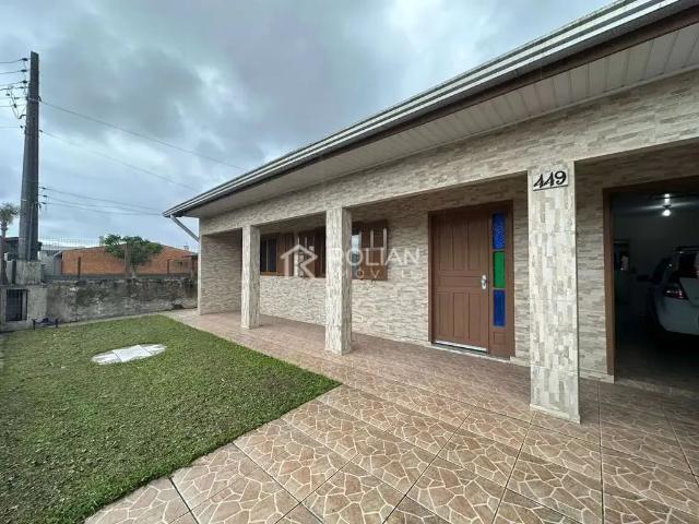 Casa / Sobrado para Venda em Arroio do Sal/RS Centro 3 Quartos