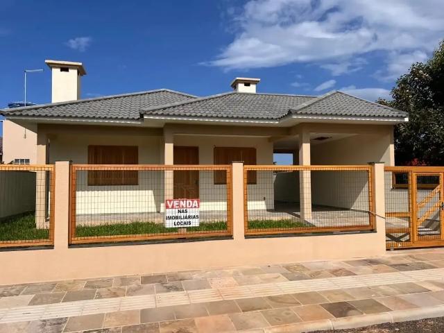 Casa / Sobrado para Venda em Arroio do Sal/RS Areias Brancas 3 Quartos