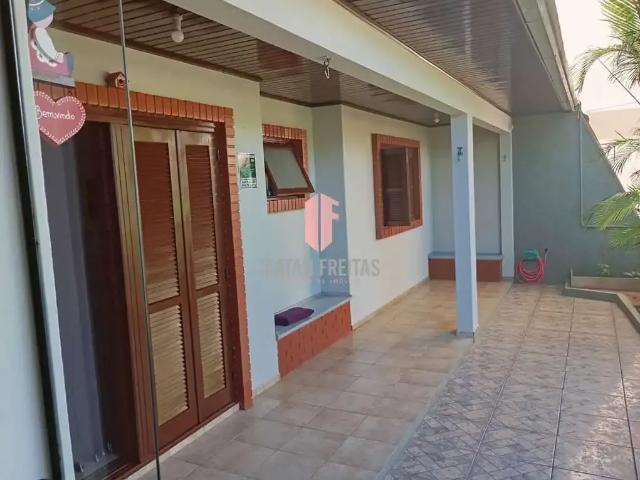 Casa / Sobrado para Venda em Arroio do Sal/RS Areias Brancas 3 Quartos