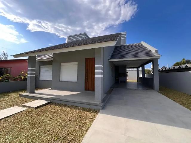 Casa / Sobrado para Venda em Arroio do Sal/RS Areias Brancas 3 Quartos