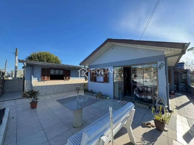 Casa / Sobrado para Venda em Arroio do Sal/RS Areias Brancas 8 Quartos
