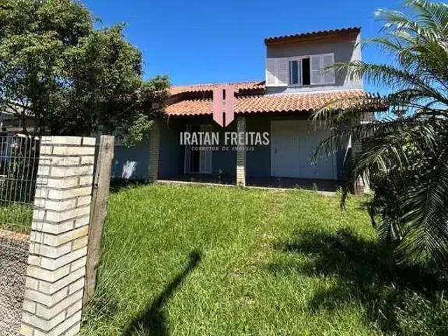 Casa / Sobrado para Venda em Arroio do Sal/RS Balneário Atlântico 3 Quartos