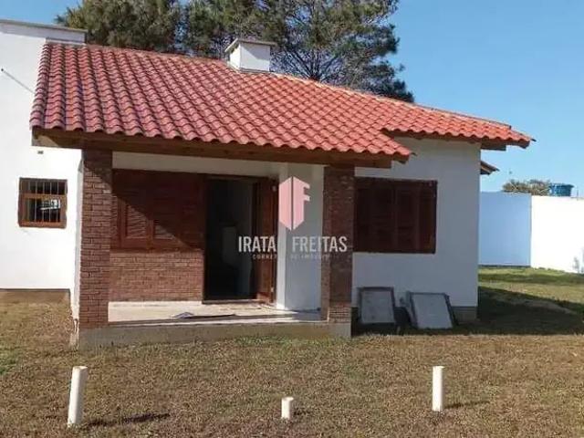 Casa / Sobrado para Venda em Arroio do Sal/RS Balneário Atlântico 3 Quartos