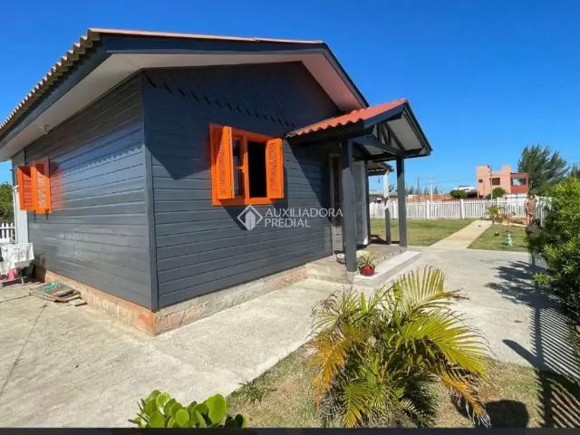 Casa / Sobrado para Venda em Arroio do Sal/RS Balneário Alfa 2 Quartos