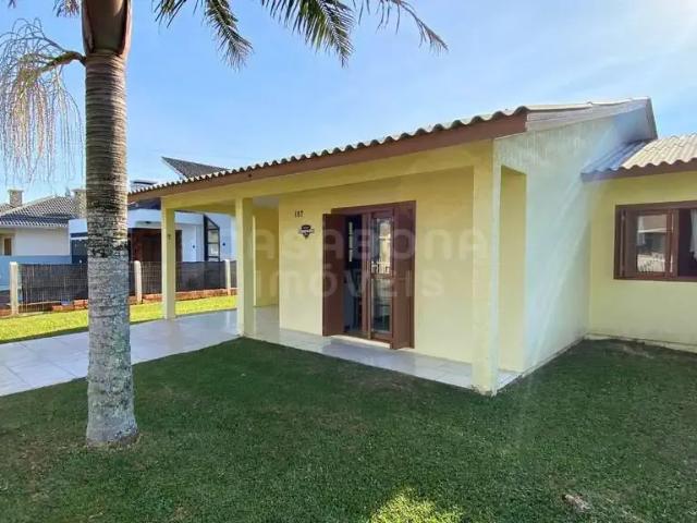 Casa / Sobrado para Venda em Arroio do Sal/RS Balneário São Jorge 3 Quartos