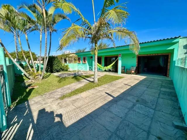 Casa / Sobrado para Venda em Arroio do Sal/RS Balneário São Pedro 2 Quartos