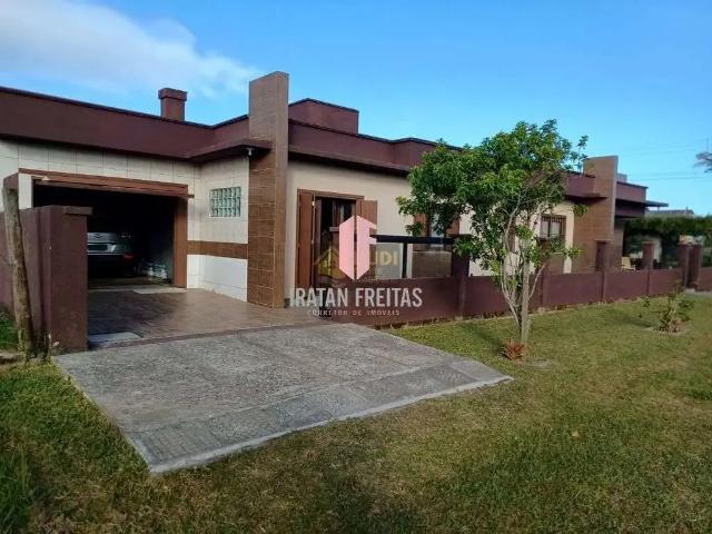 Casa / Sobrado para Venda em Arroio do Sal/RS Balneário São Pedro 3 Quartos
