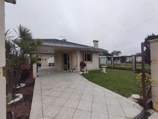 Casa / Sobrado para Venda em Arroio do Sal/RS Pérola 3 Quartos