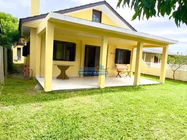 Casa / Sobrado para Venda em Arroio do Sal/RS Pérola 4 Quartos