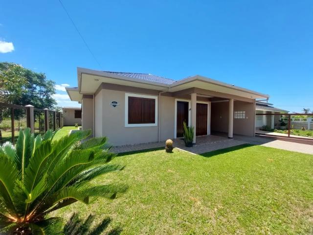 Casa / Sobrado para Venda em Arroio do Sal/RS Praia de Âncora 3 Quartos