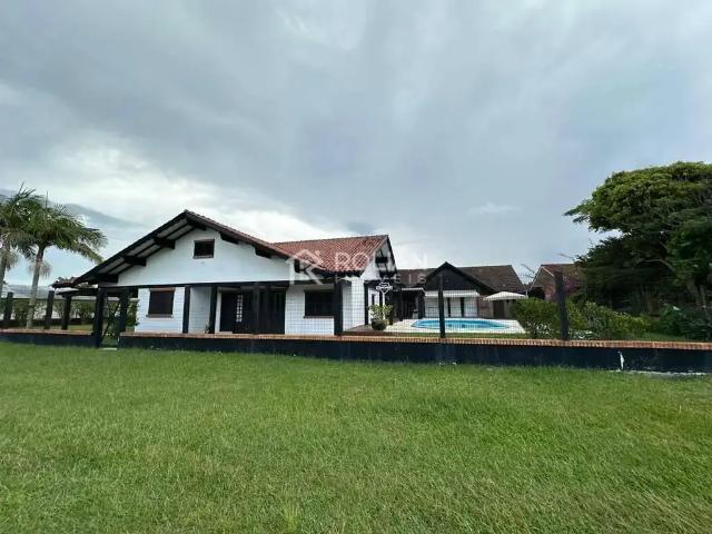 Casa / Sobrado para Venda em Arroio do Sal/RS Praia de Bom Jesus 4 Quartos