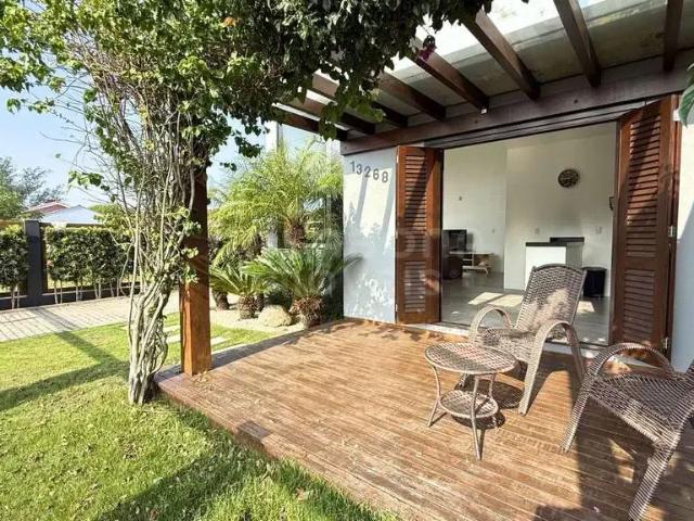 Casa / Sobrado para Venda em Arroio do Sal/RS Praia Torres Sul 3 Quartos
