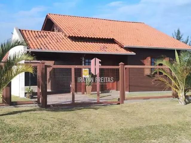 Casa / Sobrado para Venda em Arroio do Sal/RS Rondinha 3 Quartos
