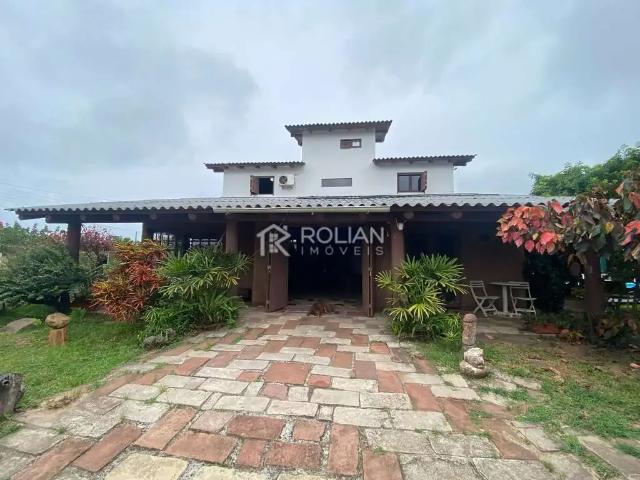 Casa / Sobrado para Venda em Arroio do Sal/RS Rondinha 4 Quartos