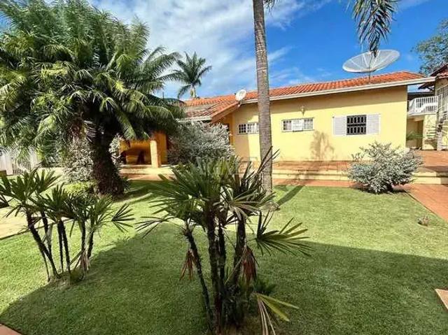 Casa / Sobrado para Venda em Artur Nogueira/SP Bairrinho 4 Quartos