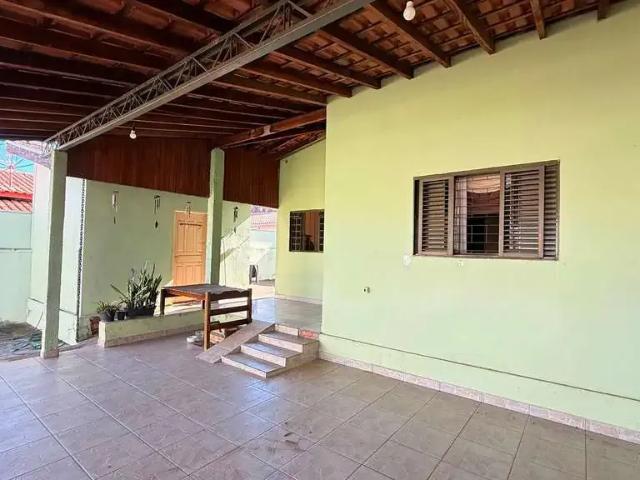 Casa / Sobrado para Venda em Artur Nogueira/SP Itamaraty 3 Quartos