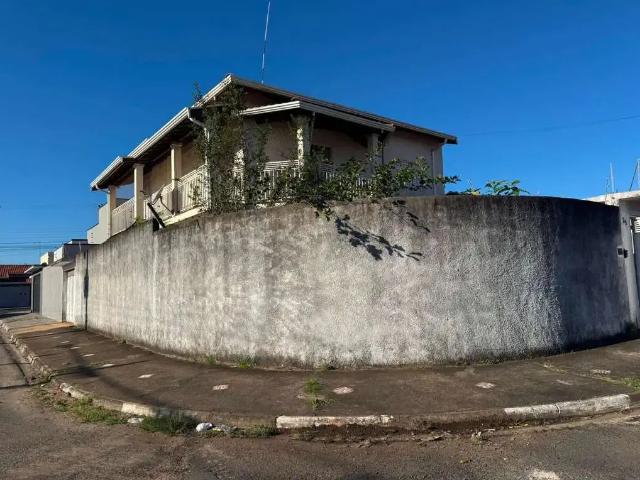 Casa / Sobrado para Venda em Artur Nogueira/SP Jardim Bela Vista 3 Quartos