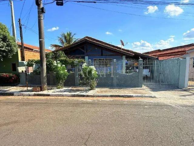 Casa / Sobrado para Venda em Artur Nogueira/SP Jardim Bela Vista 4 Quartos