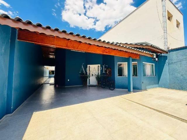 Casa / Sobrado para Venda em Artur Nogueira/SP Jardim Santa Rosa 3 Quartos
