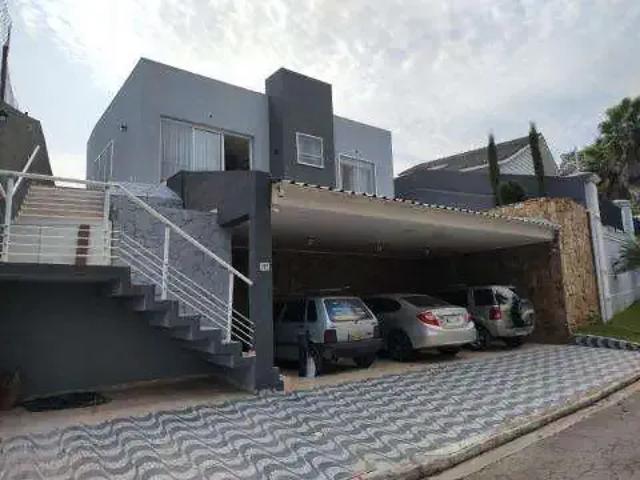 Casa / Sobrado para Venda em Arujá/SP Arujá Country Club 3 Quartos
