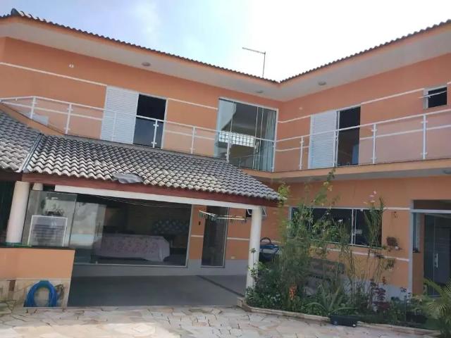 Casa / Sobrado para Venda em Arujá/SP Arujamérica 4 Quartos