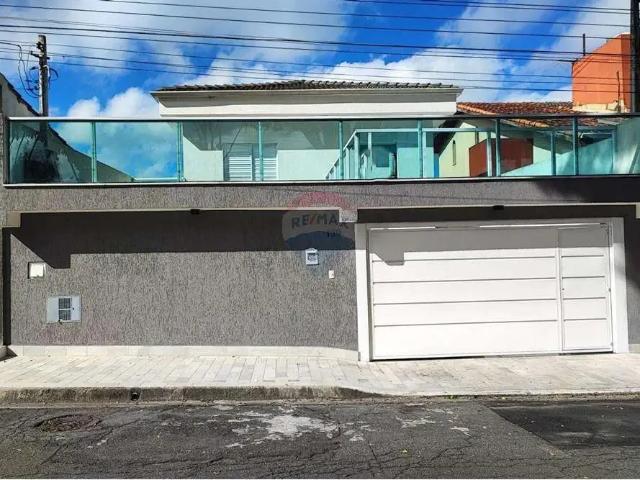 Casa / Sobrado para Venda em Arujá/SP Barbosas 4 Quartos