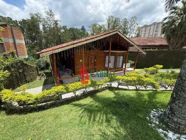 Casa / Sobrado para Venda em Arujá/SP Caputera 3 Quartos
