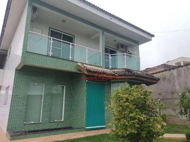Casa / Sobrado para Venda em Arujá/SP Centro 4 Quartos