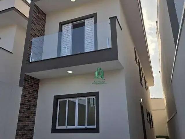 Casa / Sobrado para Venda em Arujá/SP Centro 3 Quartos