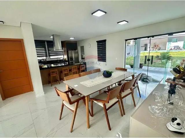 Casa / Sobrado para Venda em Arujá/SP Chácara São José 3 Quartos