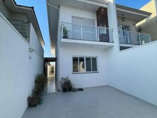 Casa / Sobrado para Venda em Arujá/SP Jordanópolis 3 Quartos