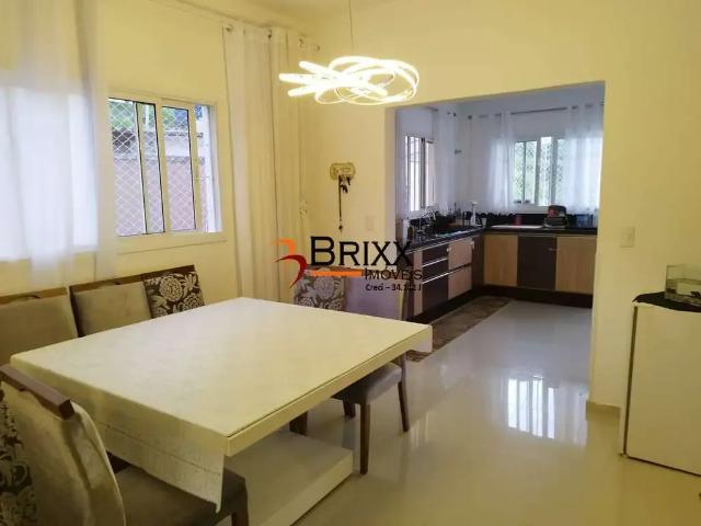 Casa / Sobrado para Venda em Arujá/SP Jordanópolis 3 Quartos