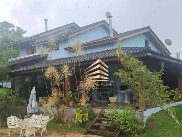Casa / Sobrado para Venda em Arujá/SP Pedreira 4 Quartos