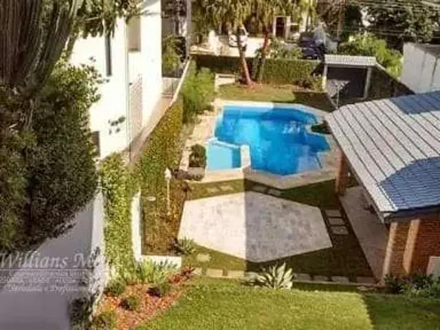 Casa / Sobrado para Venda em Arujá/SP Perová 3 Quartos