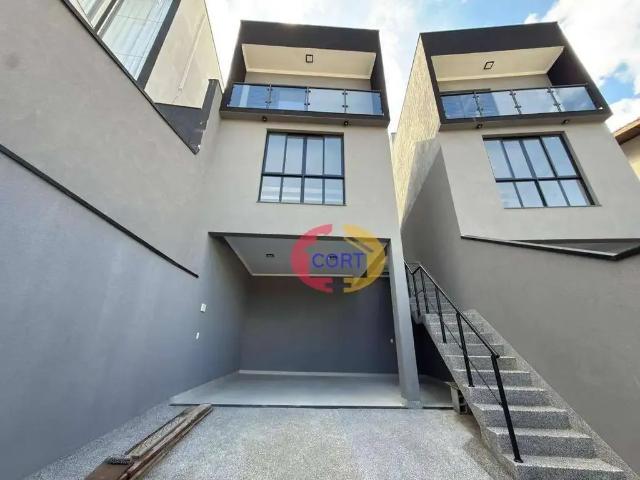 Casa / Sobrado para Venda em Arujá/SP Perová 3 Quartos