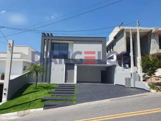 Casa / Sobrado para Venda em Arujá/SP Residencial Real Park 4 Quartos