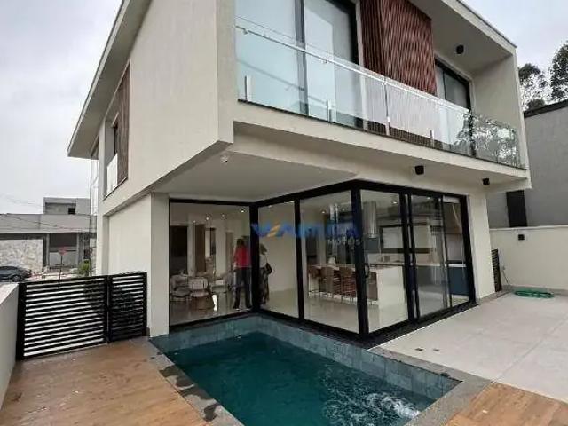 Casa / Sobrado para Venda em Arujá/SP Residencial Real Park 4 Quartos