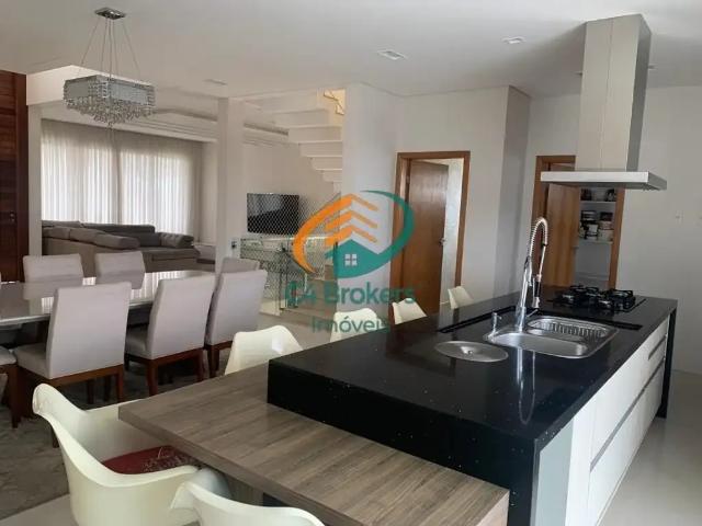 Casa / Sobrado para Venda em Arujá/SP Residencial Real Park 4 Quartos