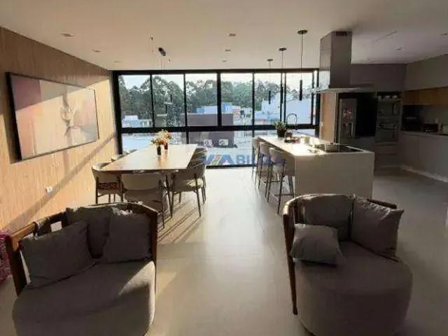 Casa / Sobrado para Venda em Arujá/SP Residencial Real Park 4 Quartos