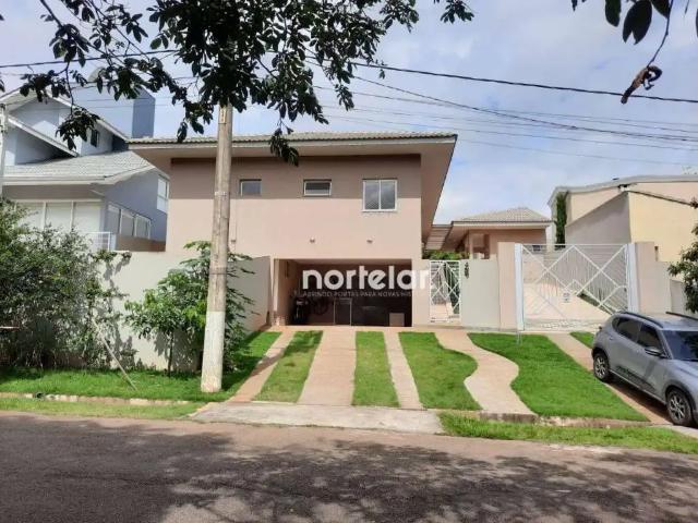 Casa / Sobrado para Venda em Atibaia/SP Condomínio Parque das Garças I 4 Quartos