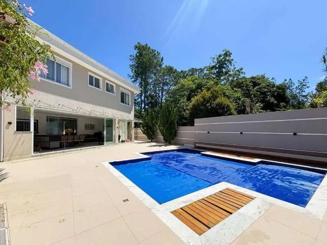 Casa / Sobrado para Venda em Atibaia/SP Caetetuba 4 Quartos