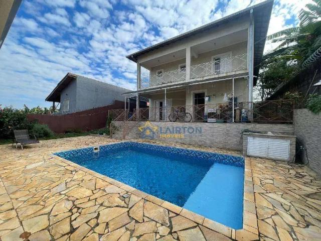 Casa / Sobrado para Venda em Atibaia/SP Campos de Atibaia 5 Quartos