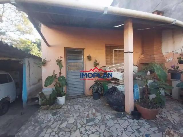 Casa / Sobrado para Venda em Atibaia/SP Centro 2 Quartos