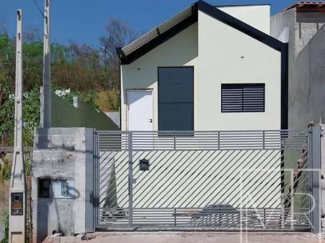 Casa / Sobrado para Venda em Atibaia/SP Centro 2 Quartos