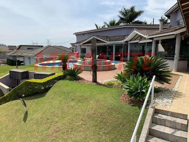 Casa / Sobrado para Venda em Atibaia/SP Centro 4 Quartos