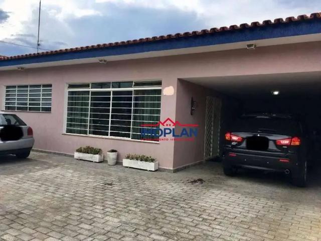 Casa / Sobrado para Venda em Atibaia/SP Centro 5 Quartos