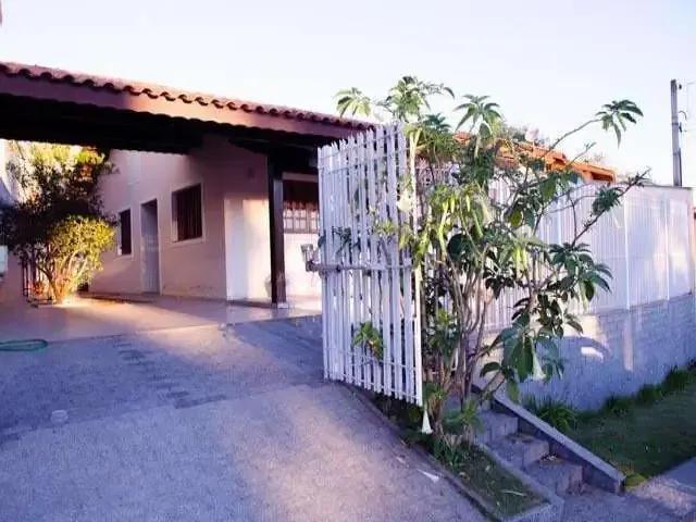 Casa / Sobrado para Venda em Atibaia/SP Cidade Satélite 3 Quartos