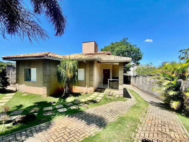 Casa / Sobrado para Venda em Atibaia/SP Cidade Satélite 4 Quartos