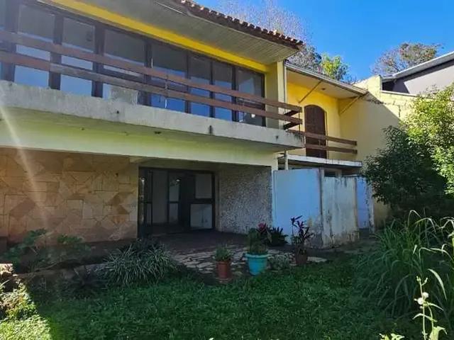 Casa / Sobrado para Venda em Atibaia/SP Cidade Satélite 5 Quartos