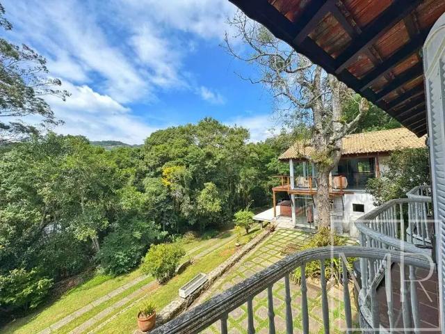 Casa / Sobrado para Venda em Atibaia/SP Agua Espraiada 3 Quartos